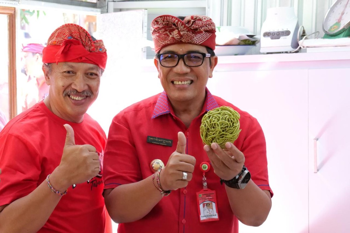 Bupati Tabanan Tinjau Potensi Mi Kelor di Bungan Desa ke-54 Desa Buahan ... Bupati Tabanan Tinjau Potensi Mi Kelor di Bungan Desa ke-54 Desa Buahan ...