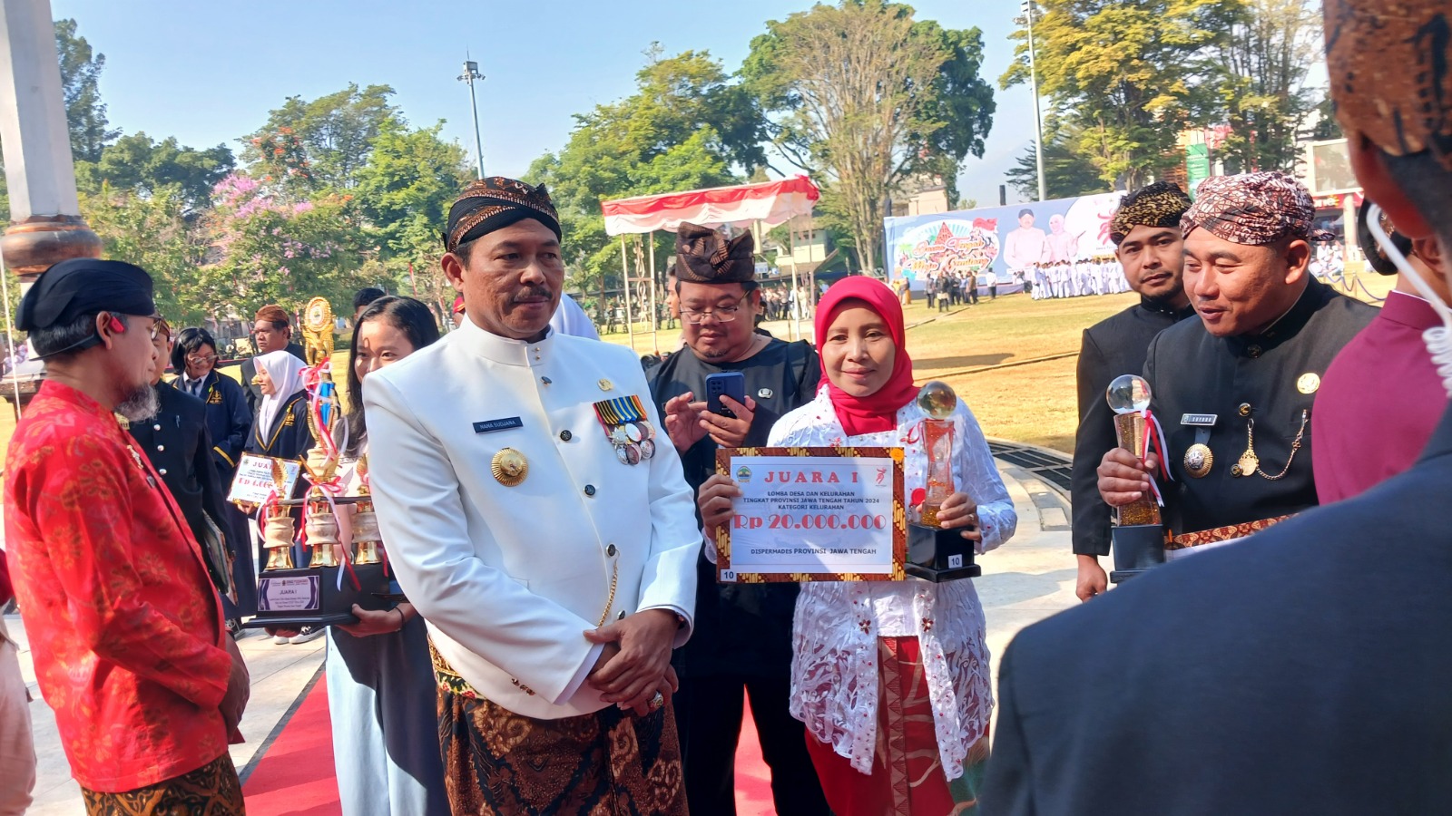 Prestasi Gemilang, Kelurahan Pudakpayung Semarang Sabet Juara Pertama Lomba Desa Jateng 2024 ...