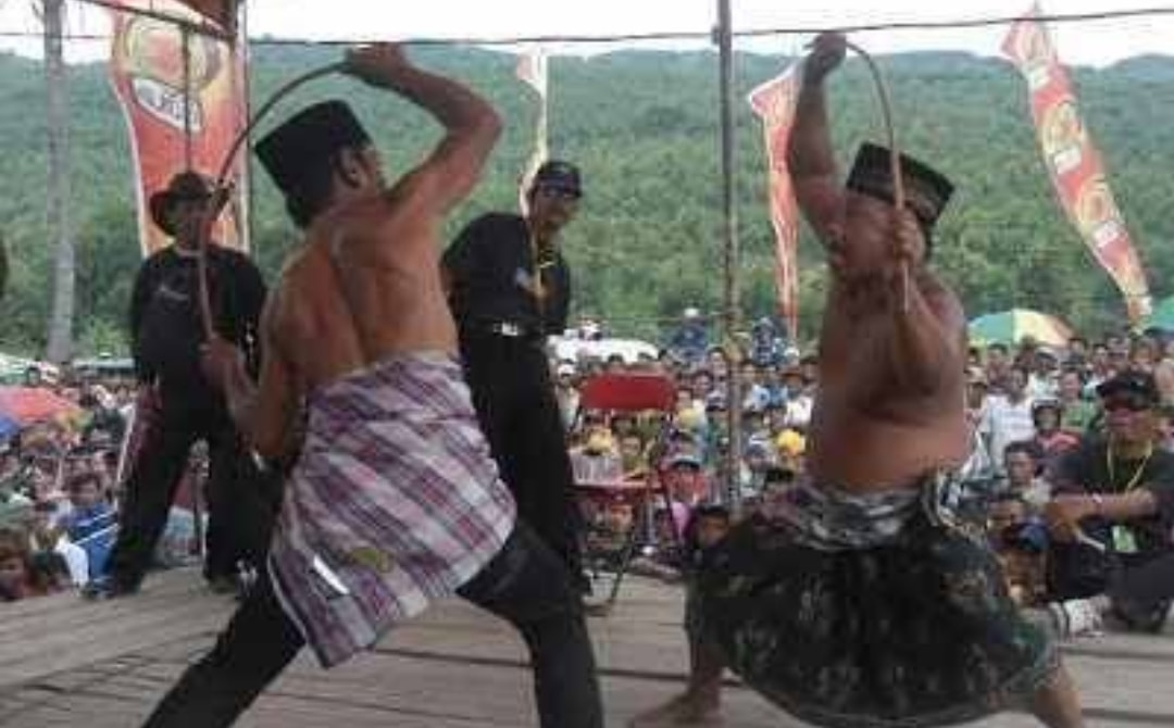 Tradisi Ojong di Lumajang: Warisan Leluhur yang Mempererat Persaudaraan ...