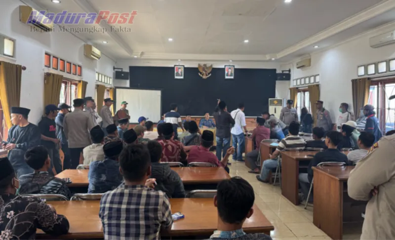 Siskeudes Tersendat, Operator Desa di Banyuates Diberhentikan Sepihak ...