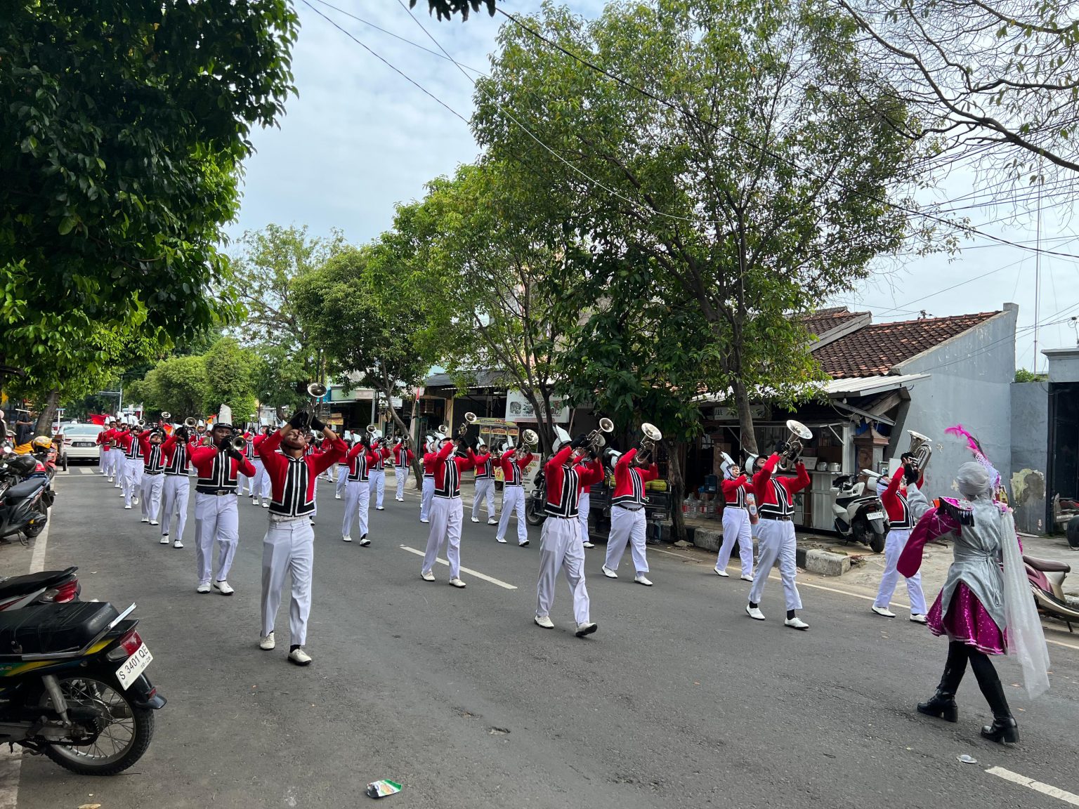 Bupati Tuban Cup 2025, Ajang Unjuk Gigi Drum Band se-Jatim – Desa Nusantara