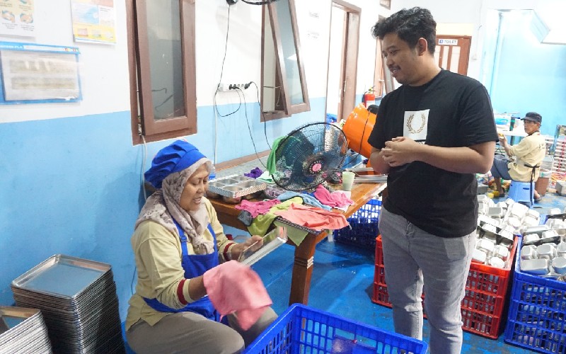 Dapur SPPG Bojong, Api Kecil yang Menyalakan Ekonomi Desa – Desa Nusantara
